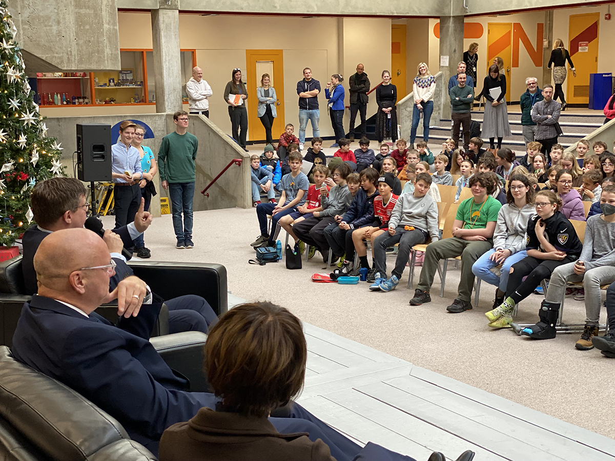 The German Ambassador visits GISW - German International School ...