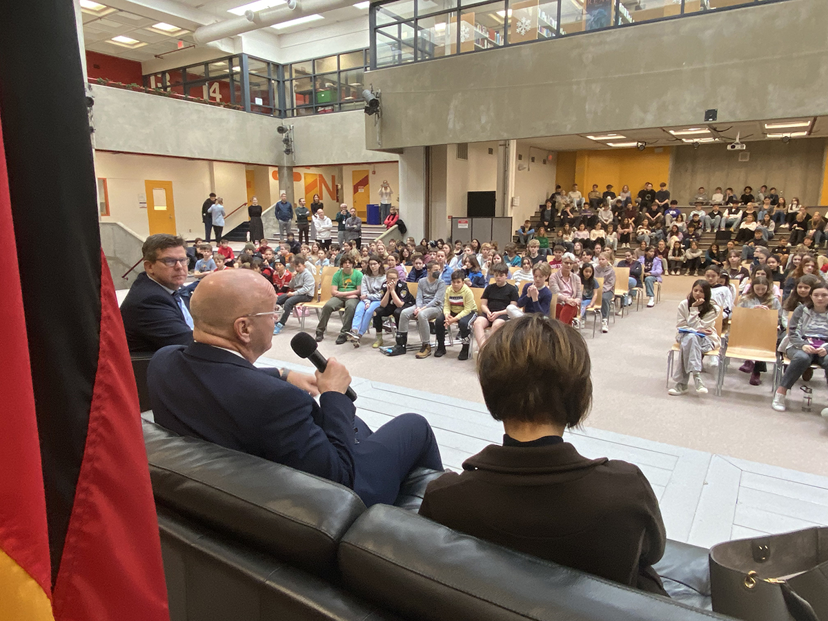 The German Ambassador visits GISW - German International School ...