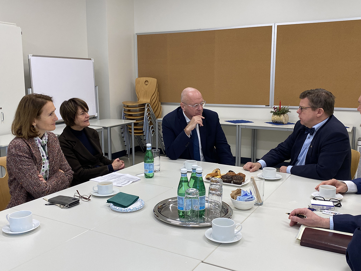 The German Ambassador visits GISW - German International School ...